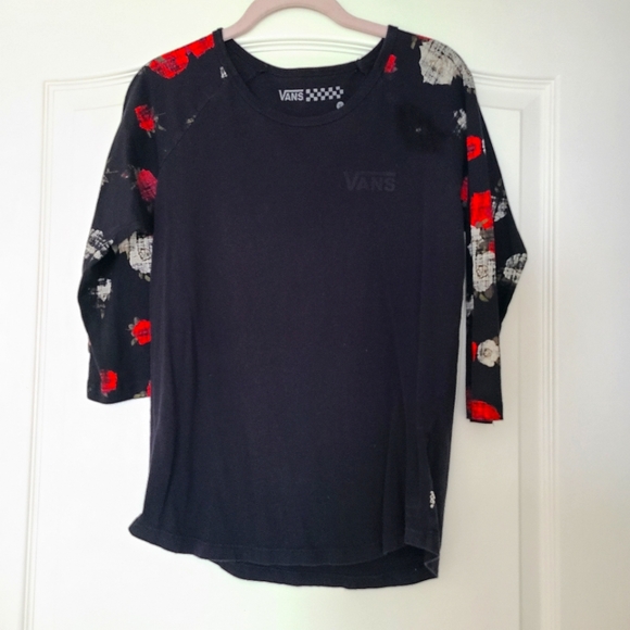 Vans | Tops | Vans Tshirt 34 Length Sleeves Lightweight Womens Large ...